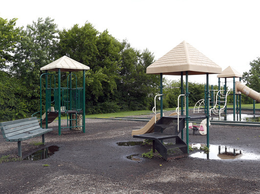 Churchill Ranch Apartments | 8016 Louisville Drive, Indianapolis, IN ...